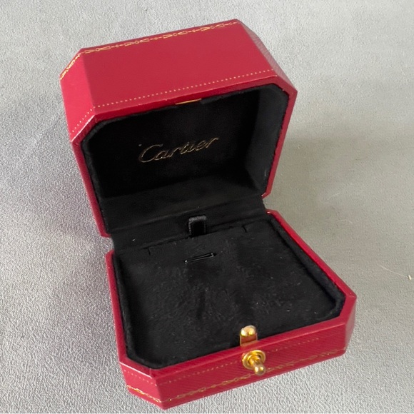 Cartier | Storage & Organization | Cartier Pendant Box 285x285x2 Inches ...